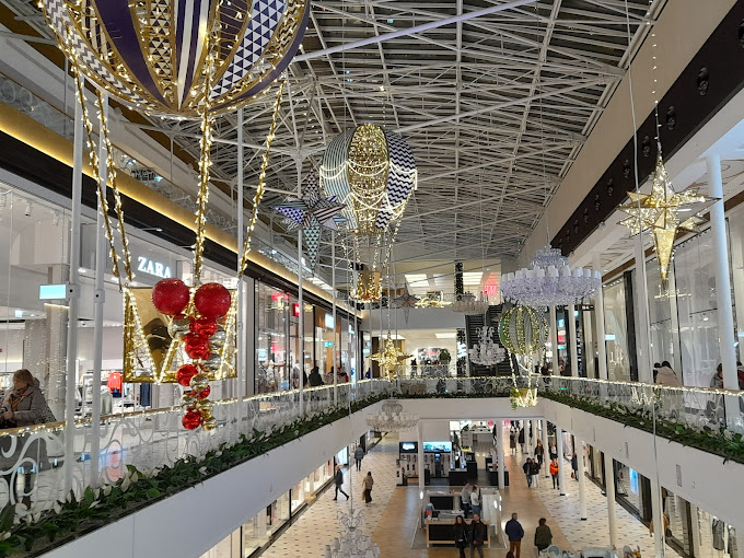 ATRIUM PROMENADA shopping center in Warsaw.