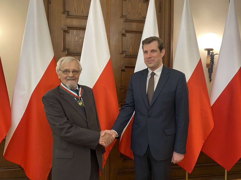 Marian Głosek ze Złotym Medalem Gloria Artis