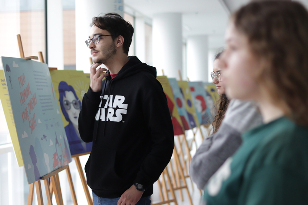 „Polki i Rumunki, które zmieniły świat” - wyjątkowa wystawa na Wydziale ...