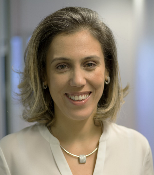 Cyrine Ben-Hafaïedh, FRANCJA